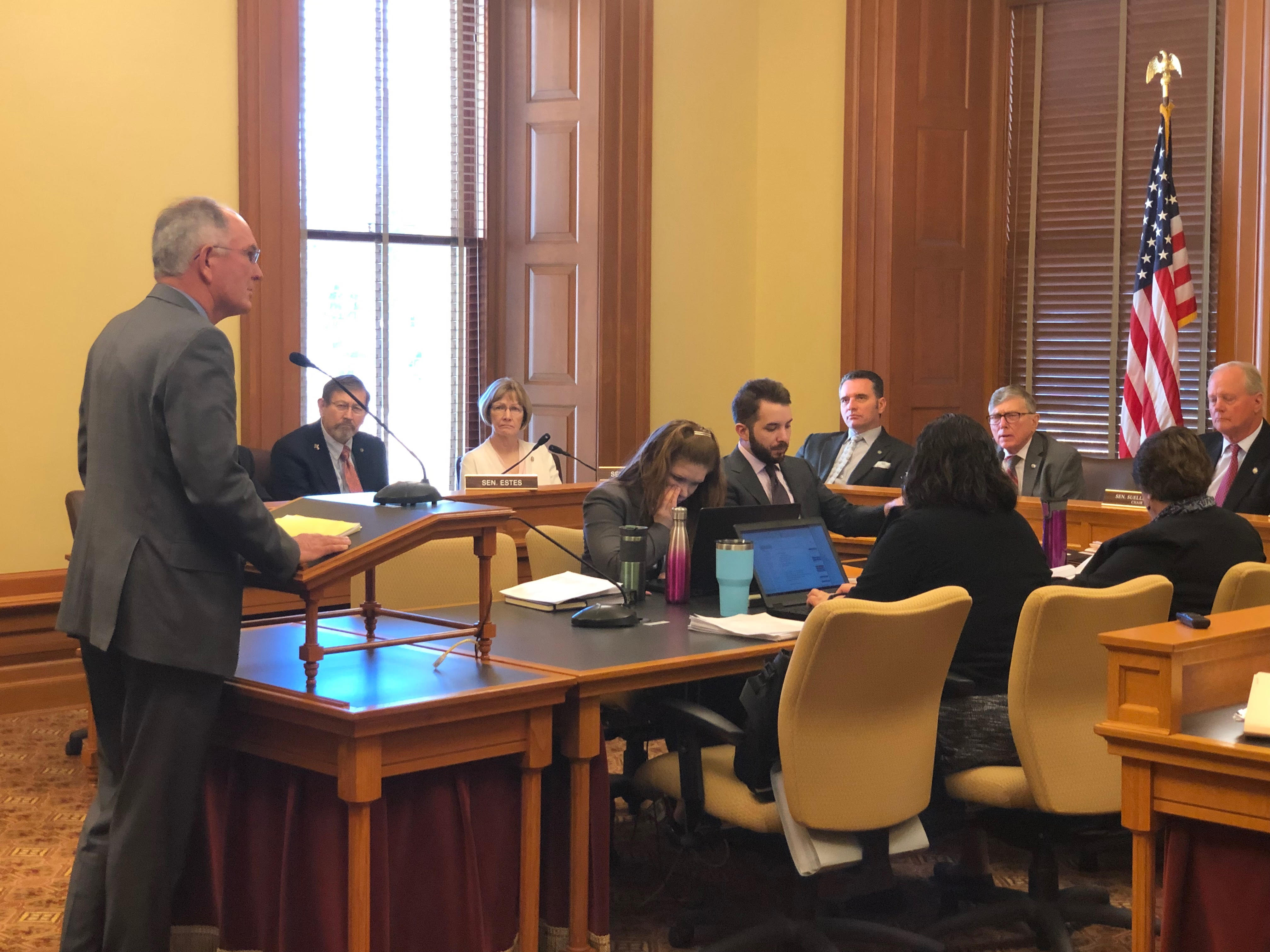 Law enforcement agencies, others voice opposition to legalized medical ...